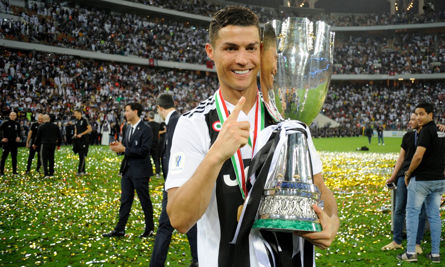Cristiano Ronaldo compie 40 anni: numeri e trofei vinti con la Juventus ...
