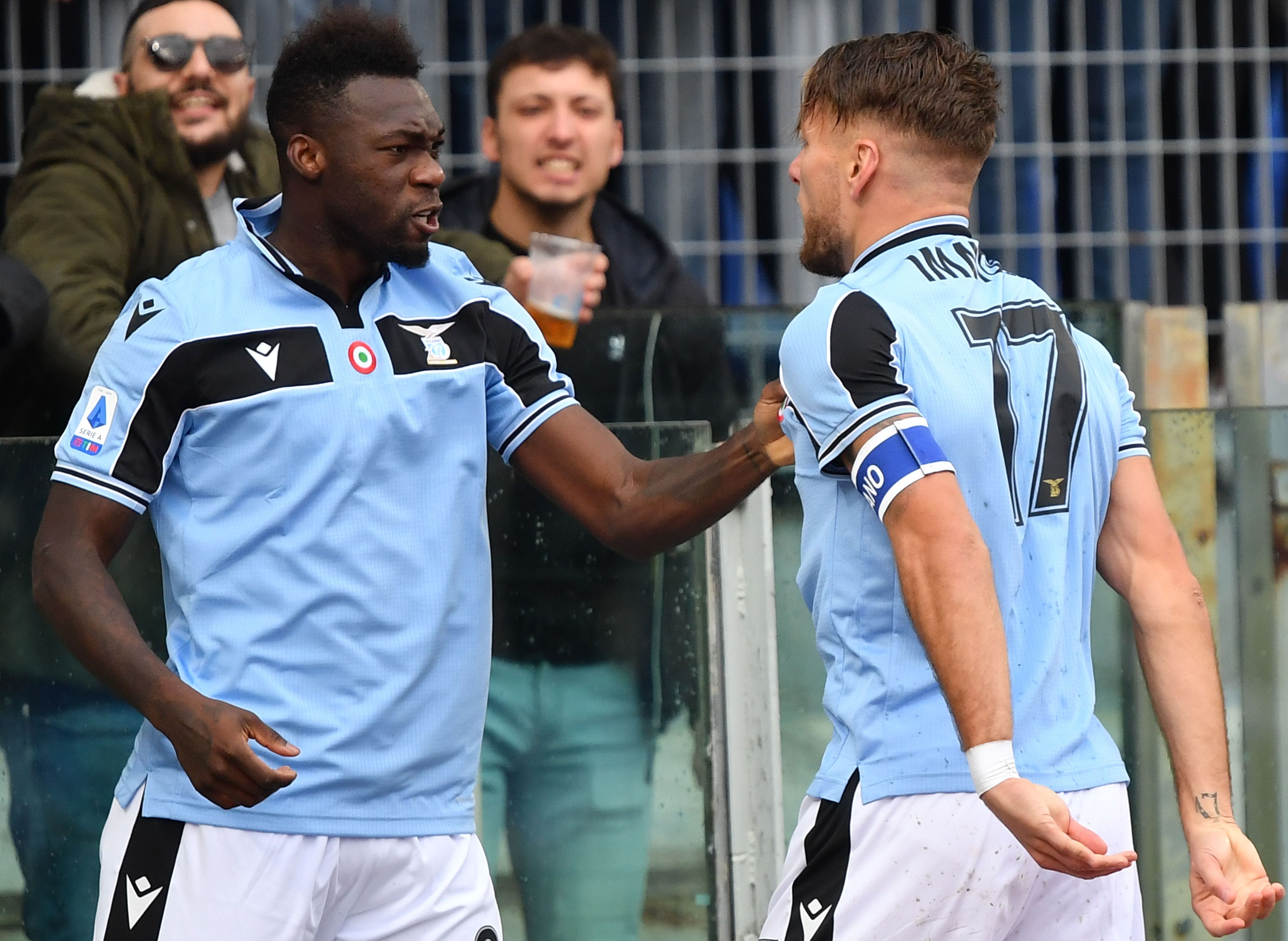 Lazio inarrestabile, Spal battuta 5 a 1. Pari per Milan e Atalanta ...