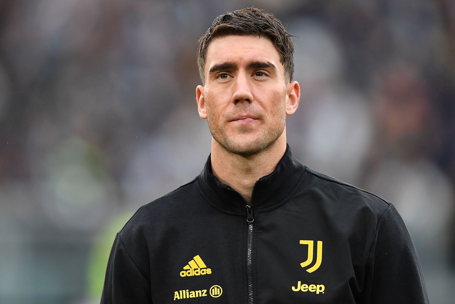 Vlahovic alla Juventus: quanto guadagna e quando scade il suo conratto ...