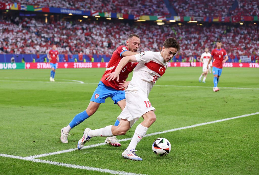 Yildiz a singhiozzo contro l'Austria. L'ex bianconero Demiral eroe ...