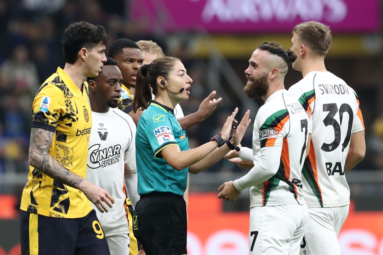 Inter-Venezia, goal di Sverko annullato dal Var all'ultimo secondo ...
